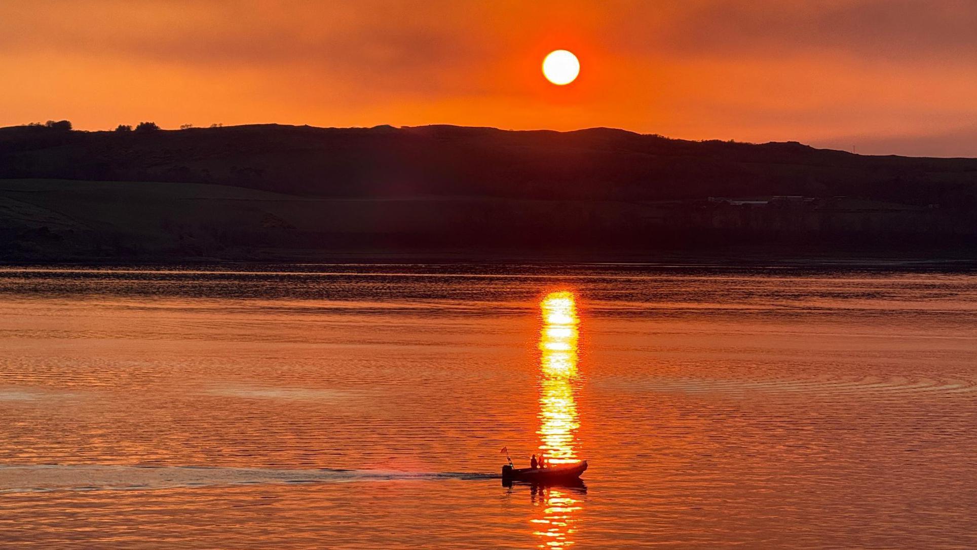 Were Scottish sunsets tinged by wildfire smoke?