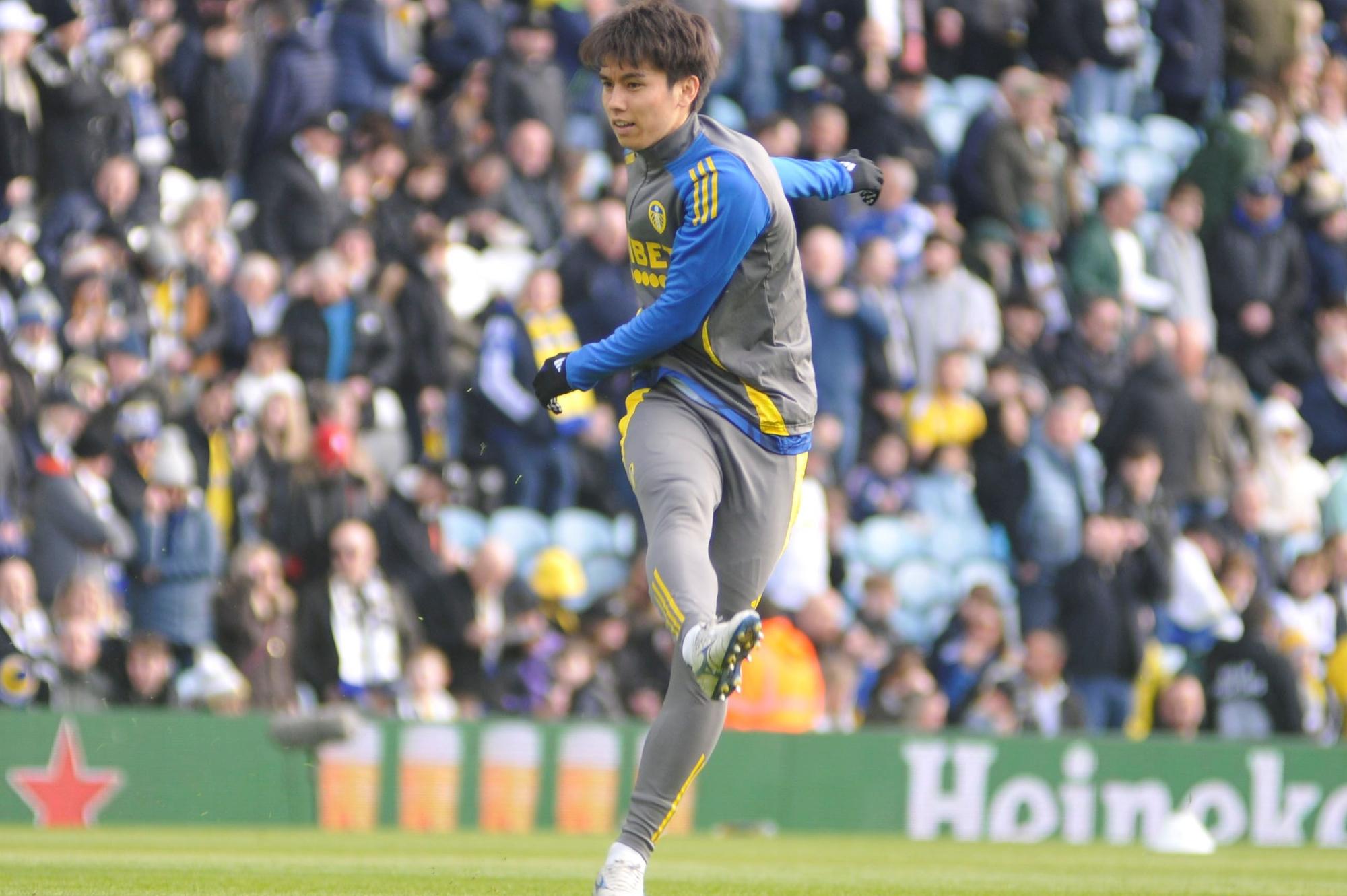 Officials under fire after big errors again in Leeds United game at ...