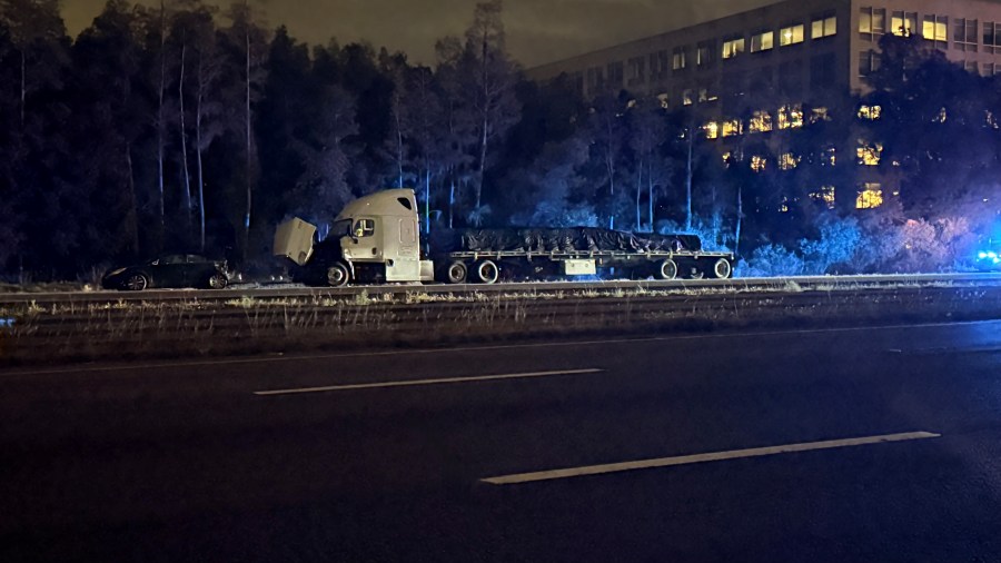 Man arrested after fleeing scene of deadly crash on I-75: FHP