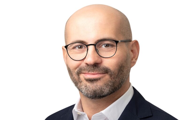 Investimenti in data center: oltre i 3.000 mld di dollari tra ...