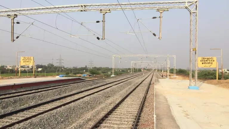 Cabinet grants nod to Rs 1,332-crore project for doubling railway line ...