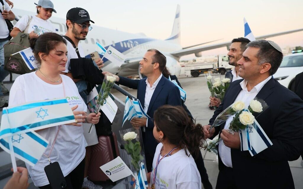 Immigration to Israel down 27% since last Passover