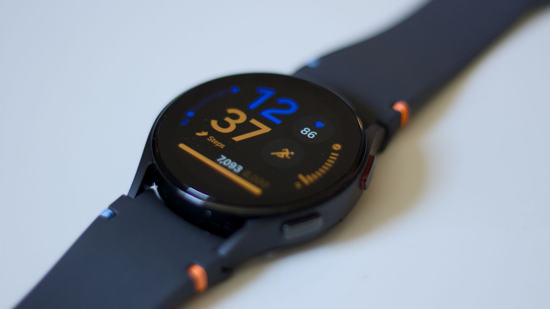 The Samsung Galaxy Watch FE is one of the most confusing smartwatches I ...