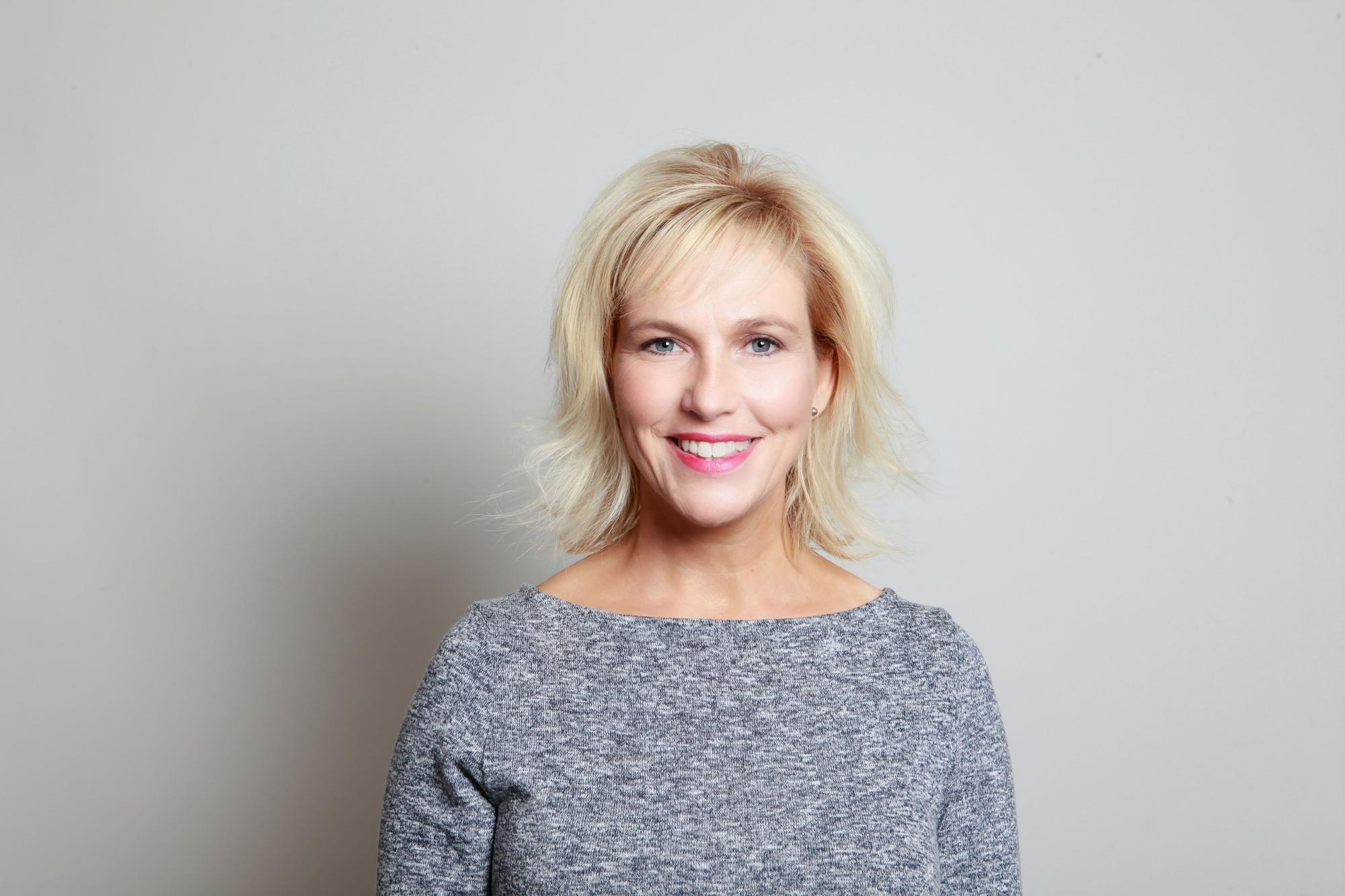 Aled Jones to share the stage with Buckinghamshire 'Sing Out Choir'