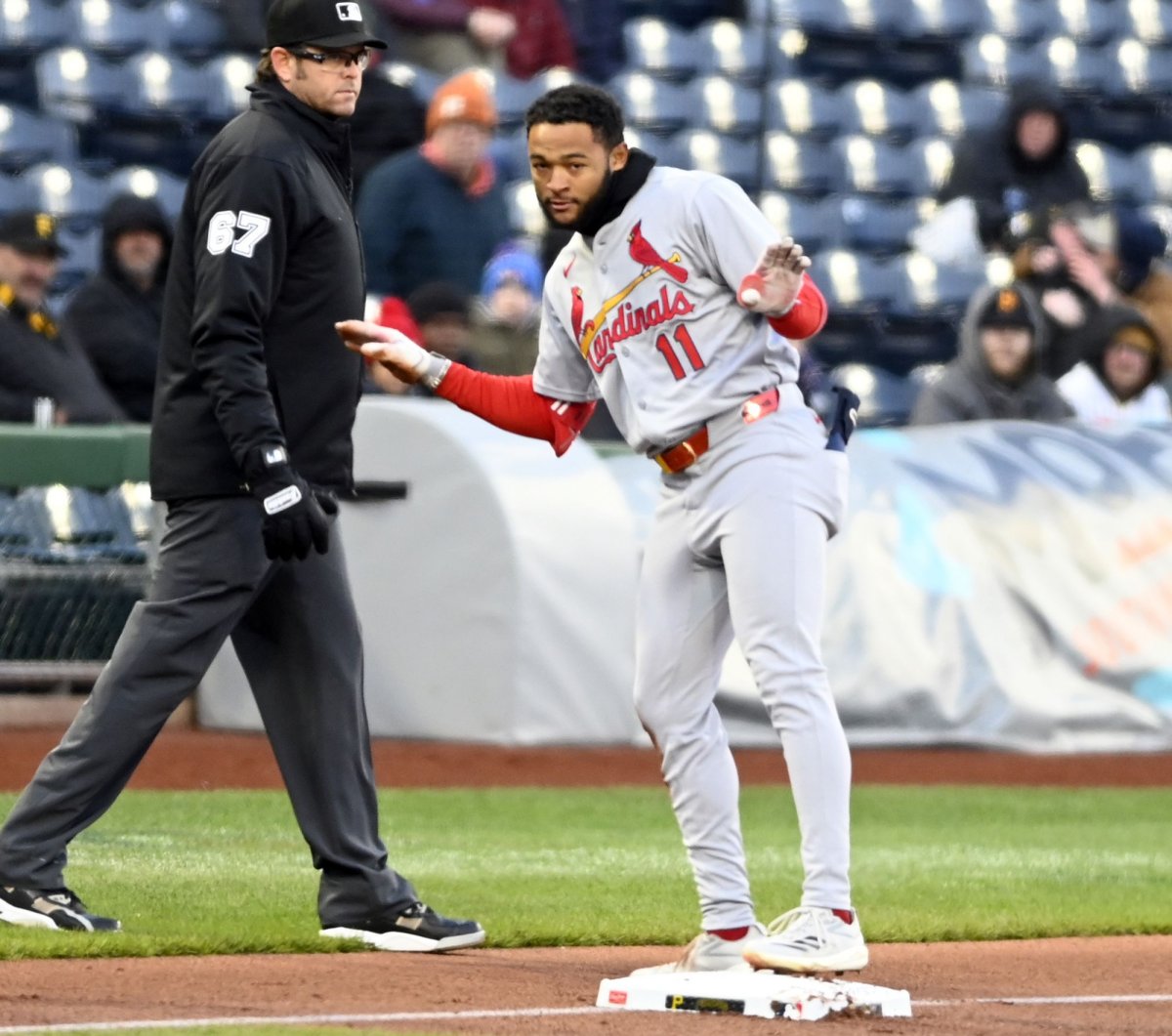 MLB: St. Louis Cardinals defeat Pittsburgh Pirates