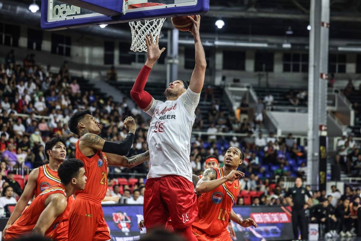 SMB rides on 4th quarter surge to rap Meralco in big retro game win