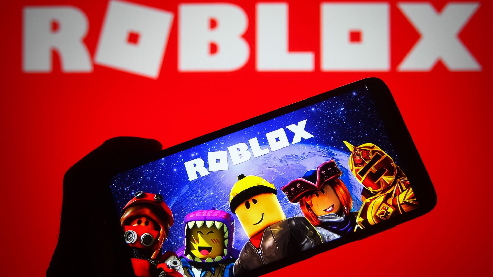 Roblox: new safety features leave kids 'at risk'
