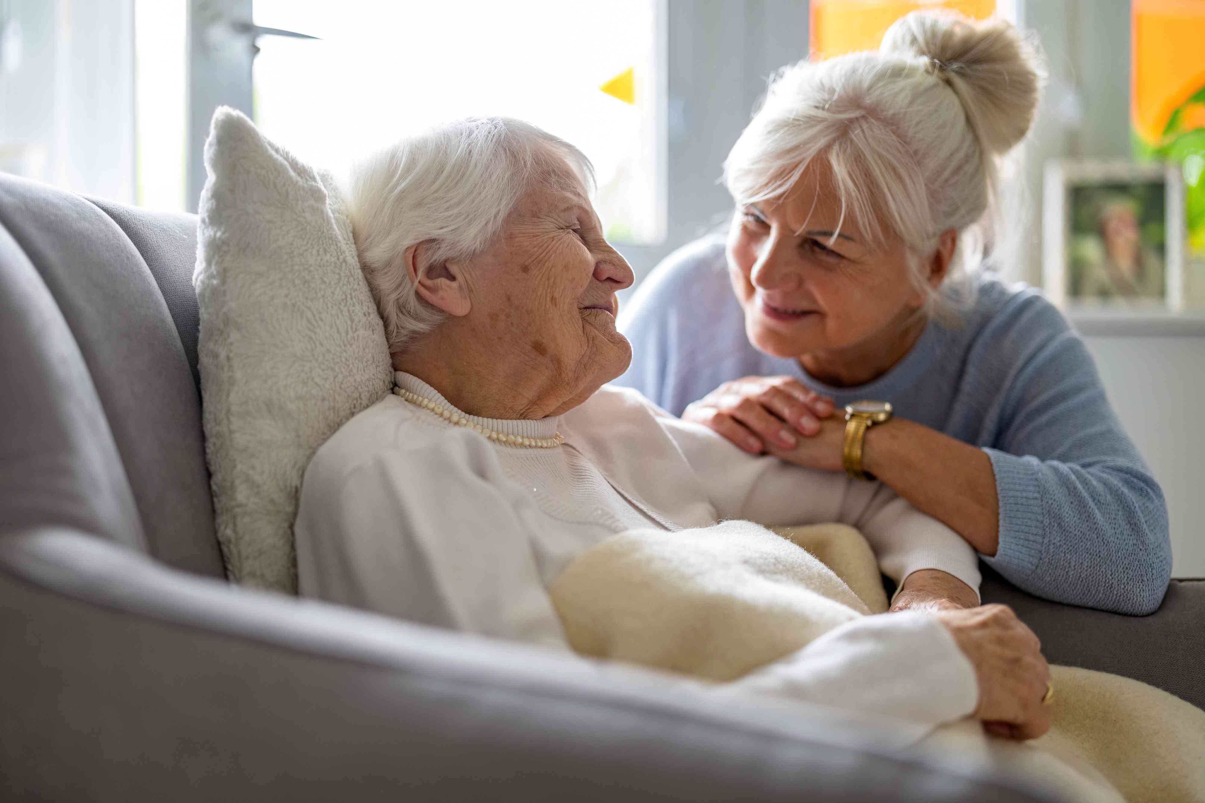 10 tips for dementia caregivers