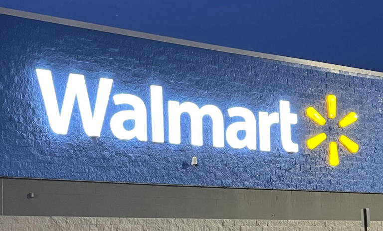 Walmart Reiterates 2025 Outlook, But Doesn't Make a Q2 Earnings Promise