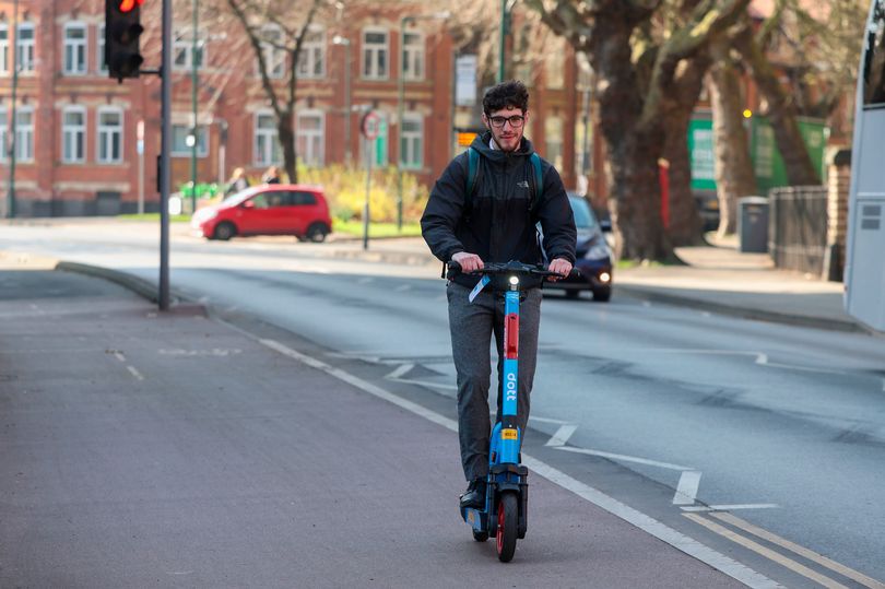 New technology will stop Nottingham e-scooter riders going on pavement ...