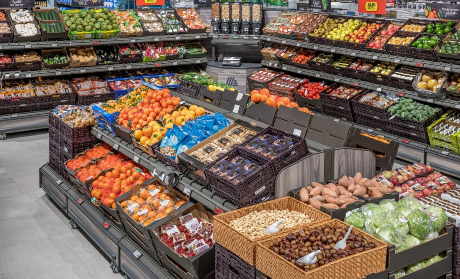 Easter 2025 supermarket opening hours: Find out when Tesco, Asda, and ...