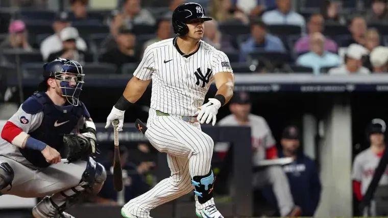 Yankees urged to lock in young star after rival's $500 million blockbuster