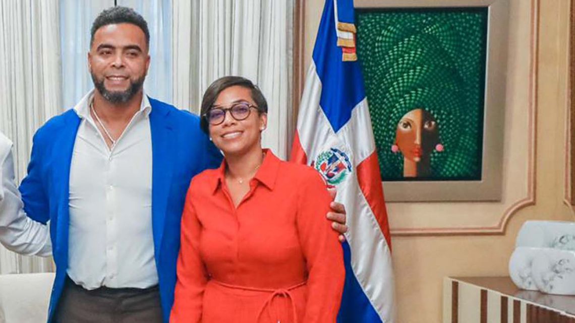 Antes de morir entre los escombros, la gobernadora Nelsy Cruz le ...