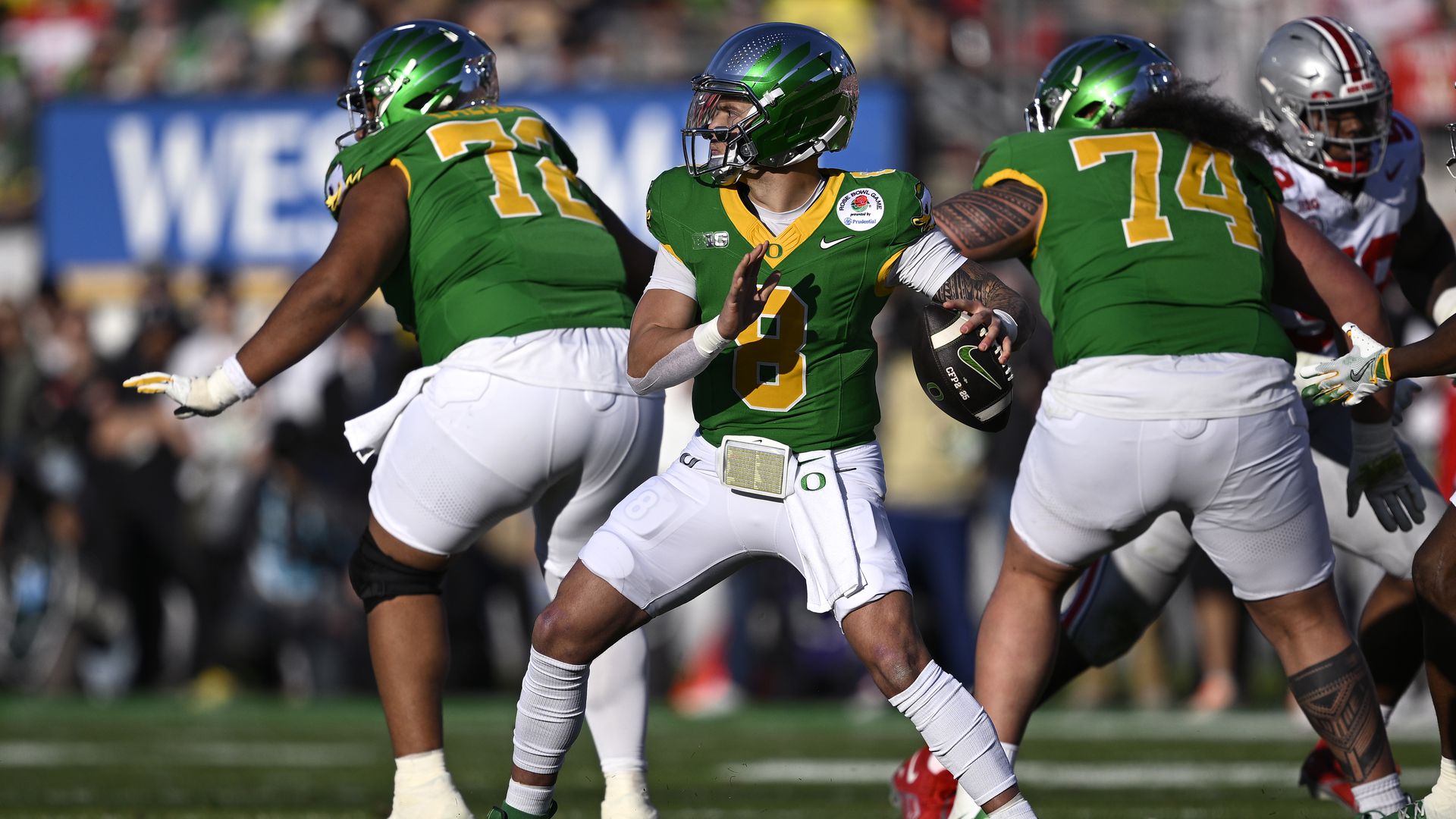2025 NFL Draft prospect profile - Dillon Gabriel, QB, Oregon