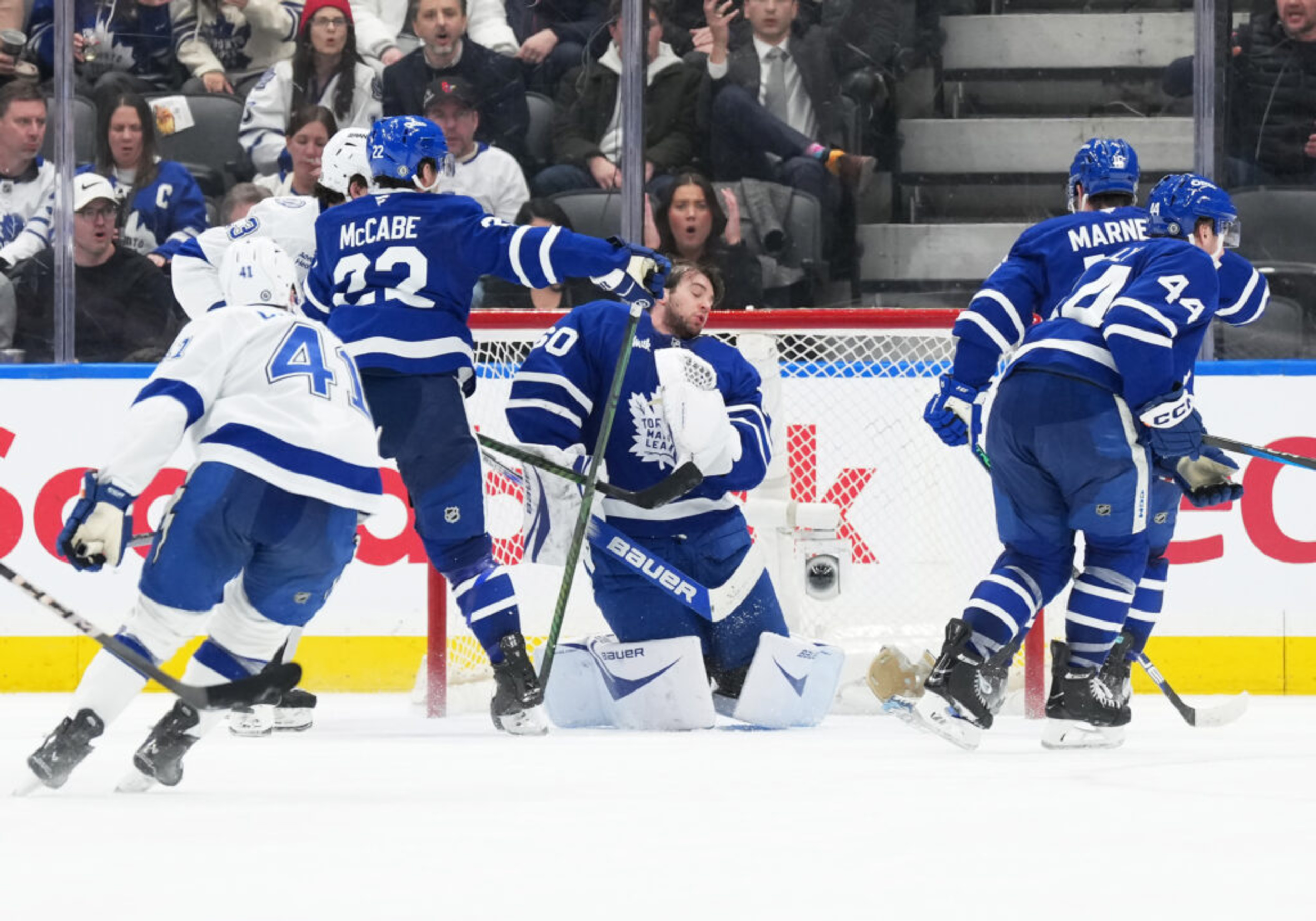 Toronto Maple Leafs goalie exits game early