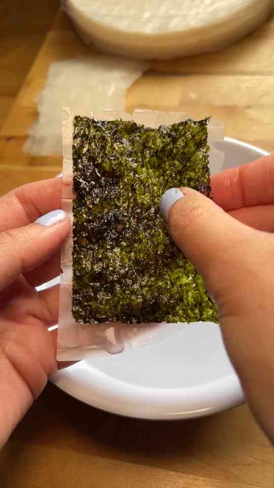 Fried Seaweed Rice Paper