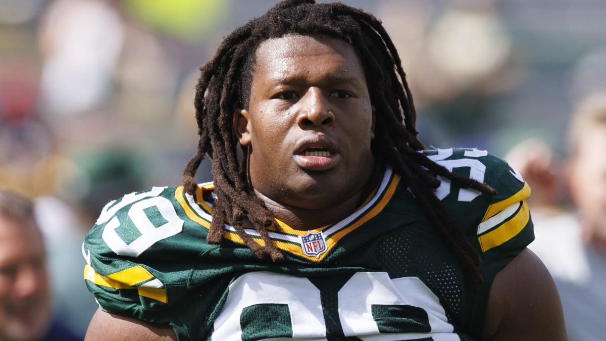 Bears Announce New Deal for DL Chicago Poached From Packers