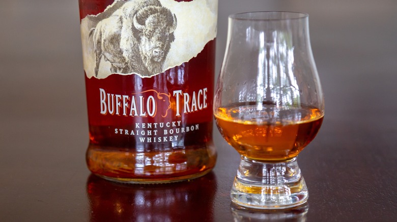 Buffalo Trace Bourbon: The Ultimate Bottle Guide