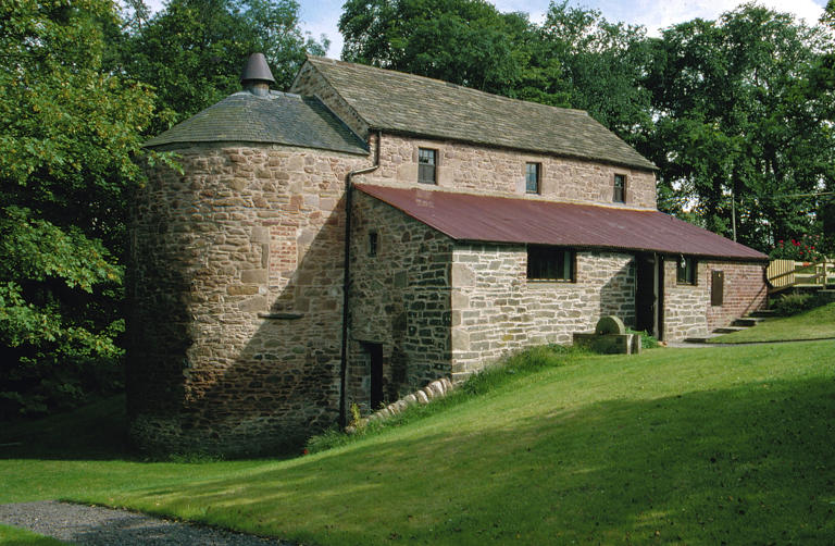 The 'magnificent' 800-year-old Scottish mill running again thanks to £2 ...