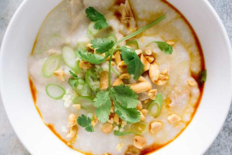 My Mother Taught Me the Easiest Way to Make Chicken Congee