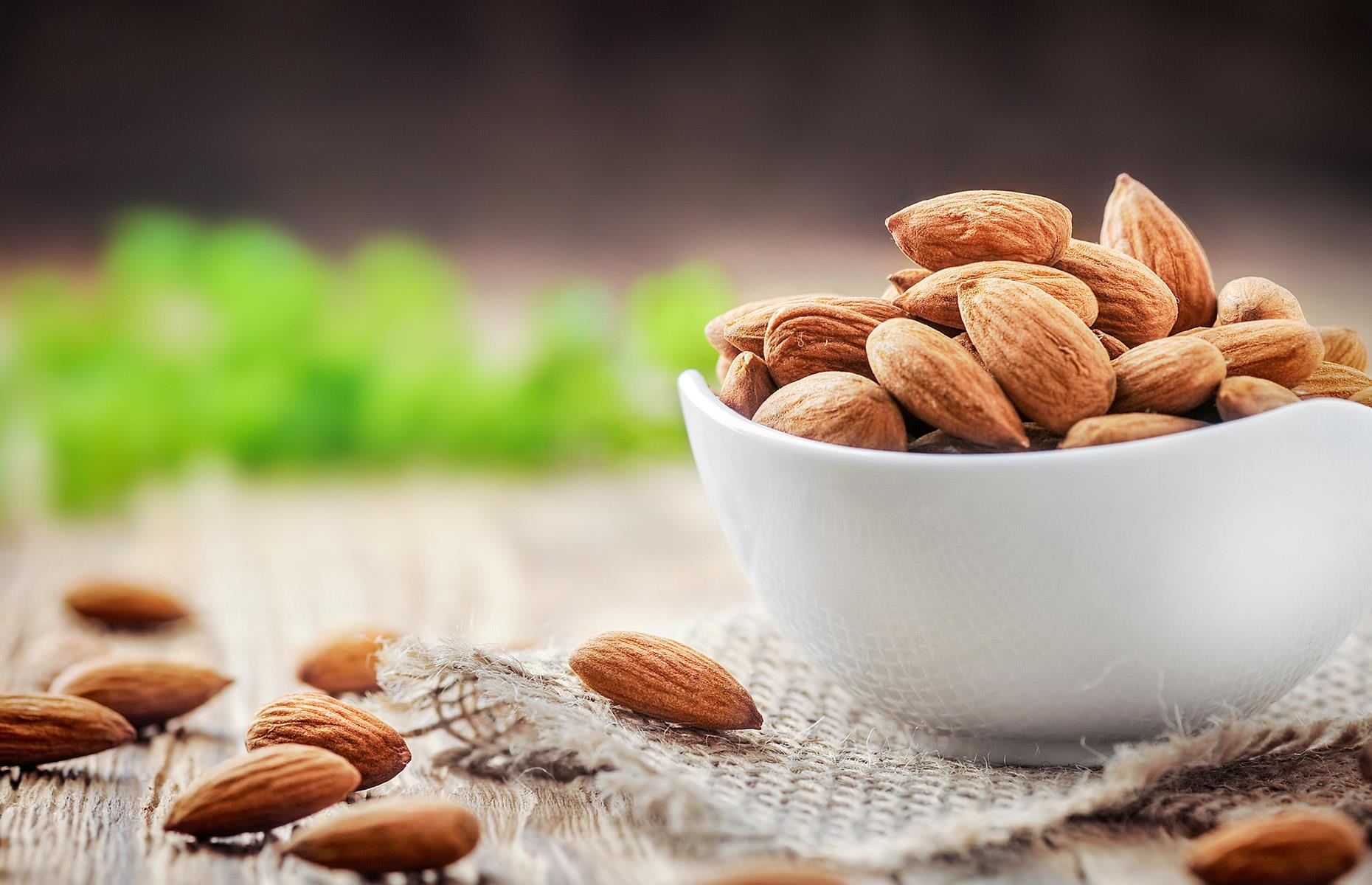 The 32 BEST Sleep-Inducing Foods You Need If You Can't Sleep