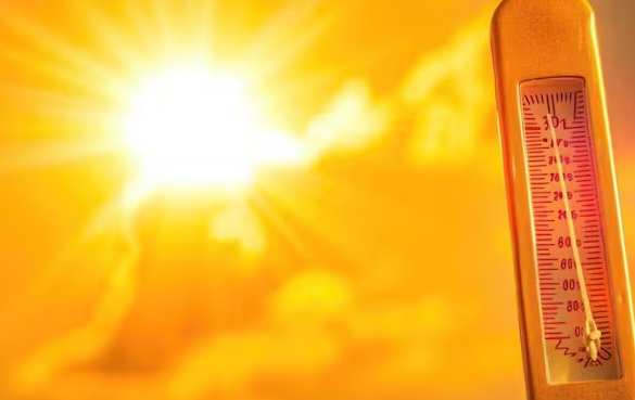 Dangerous heatwave alert issued in April, know from the doctor which ...