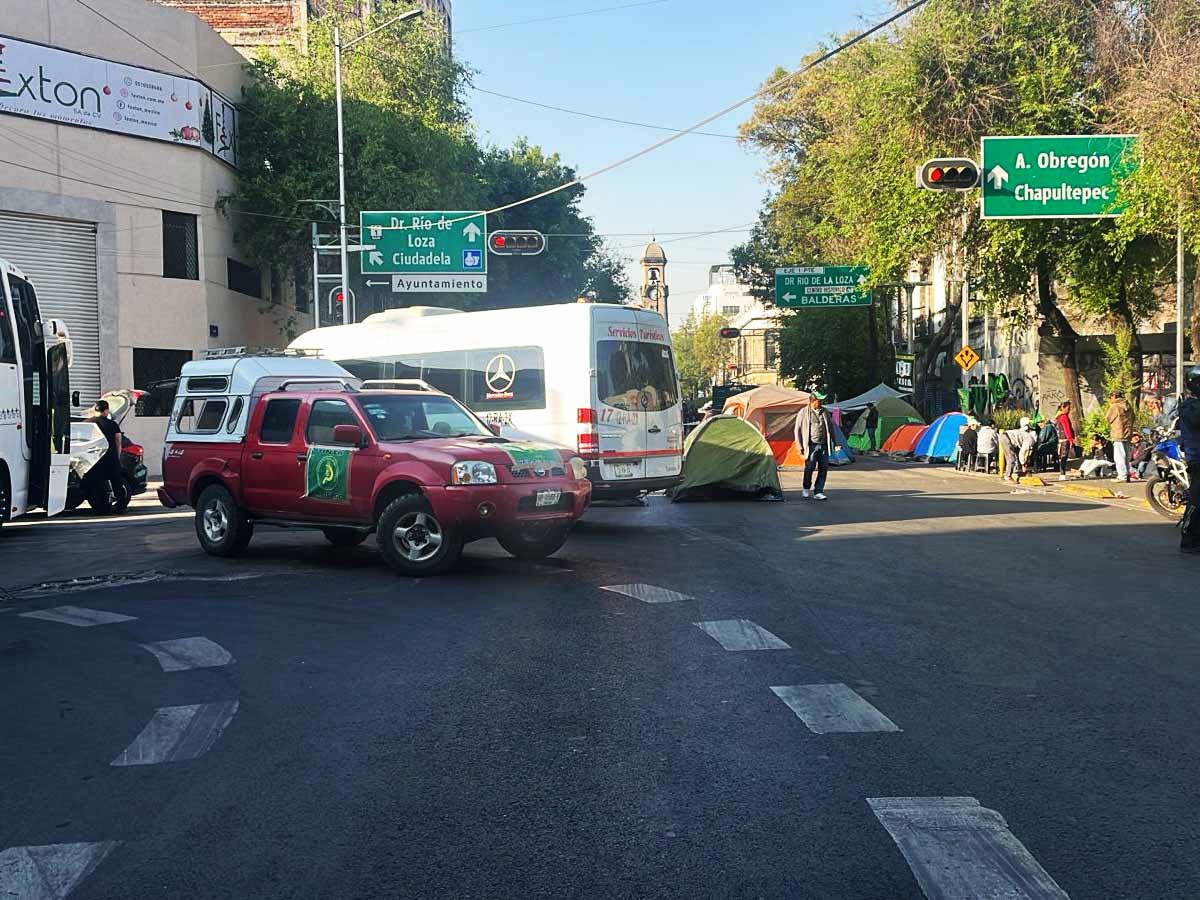 Marchas, bloqueos y la UNTA 'desquiciarán' vialidades hoy en CDMX