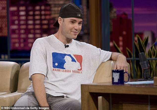 'Annoying' MLB ballhawk Zack Hample enrages fans by interfering on ...