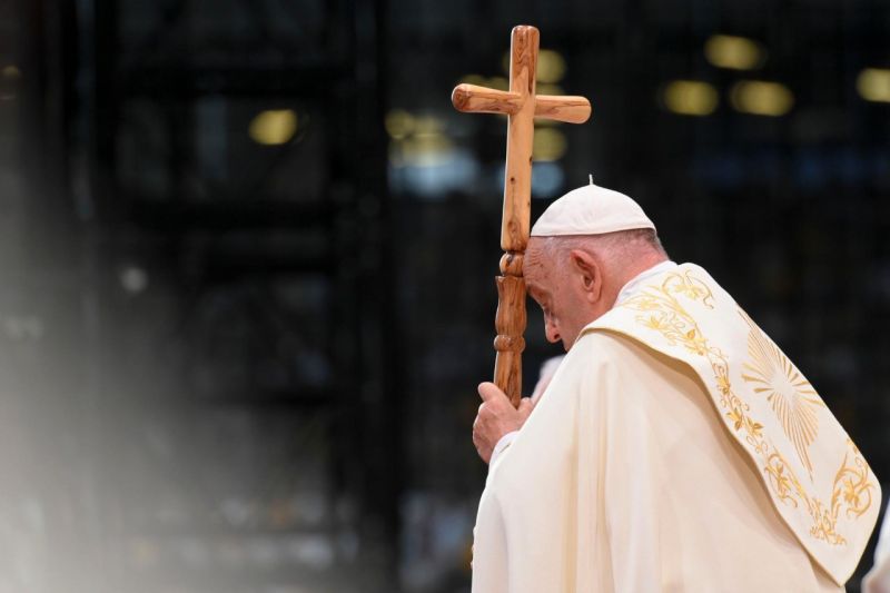 Alerta en la Iglesia Católica | El papa Francisco no está recuperado y ...