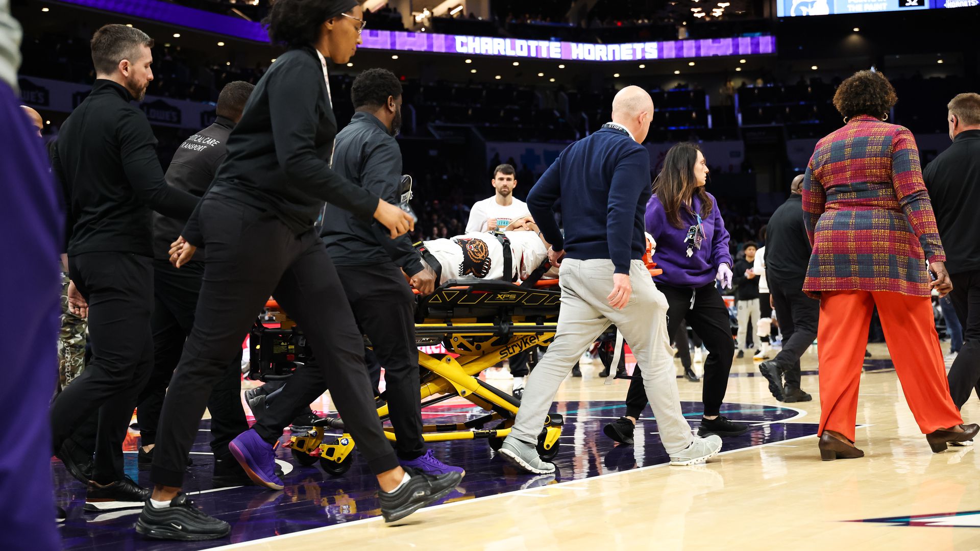 KJ Simpson speaks after horrific foul on Jaylen Wells