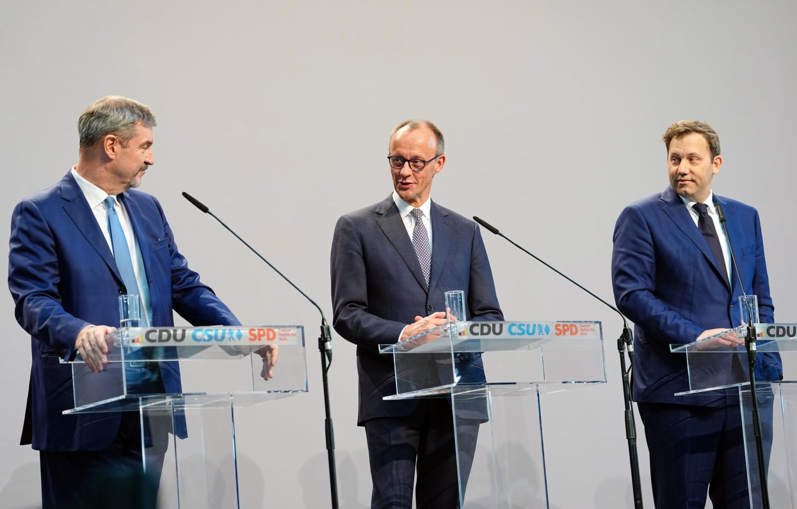 German parties unveil coalition deal to move 'country forward'