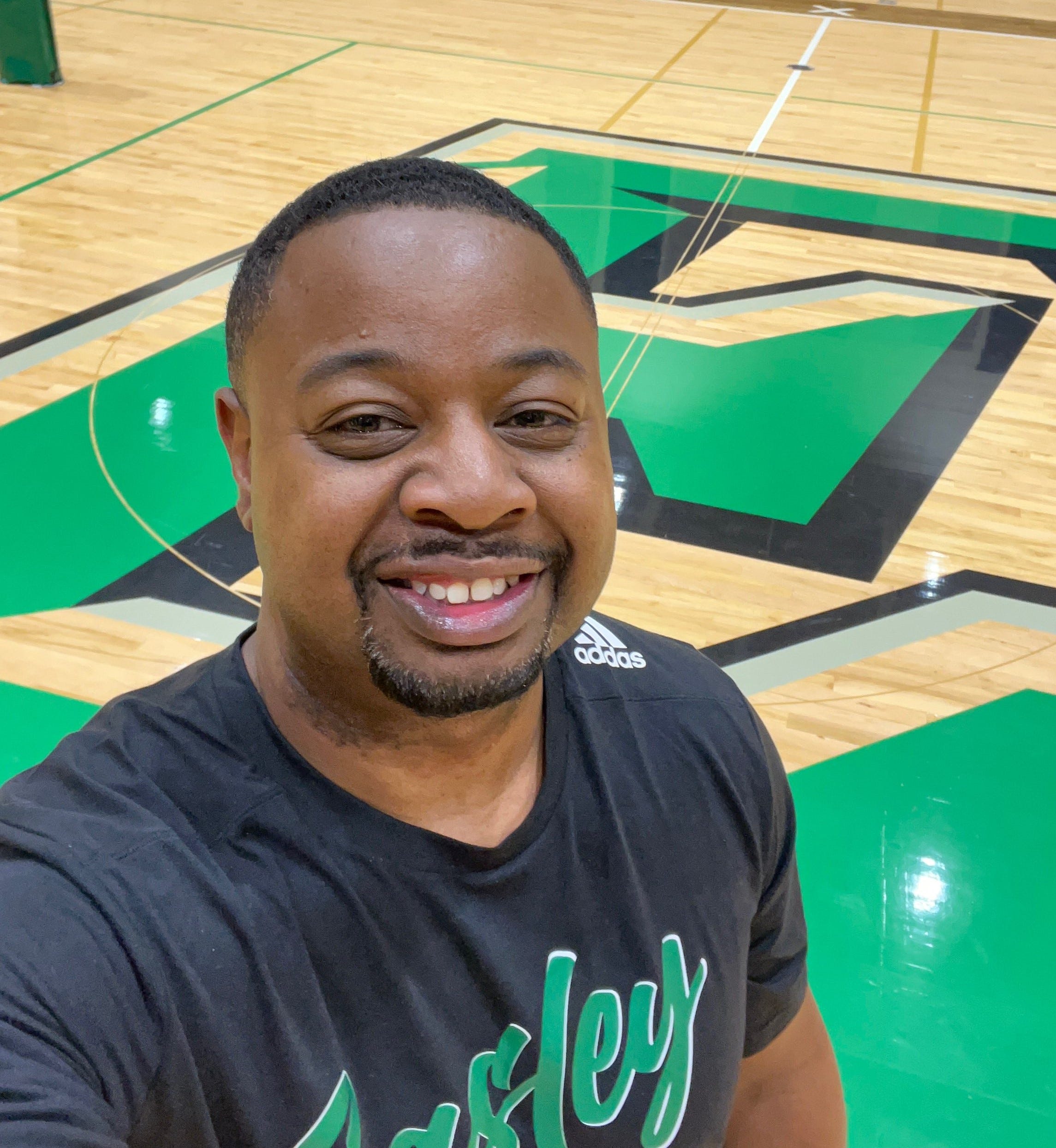 Derrell Jackson hired as Wren boys basketball coach, replacing Fran ...