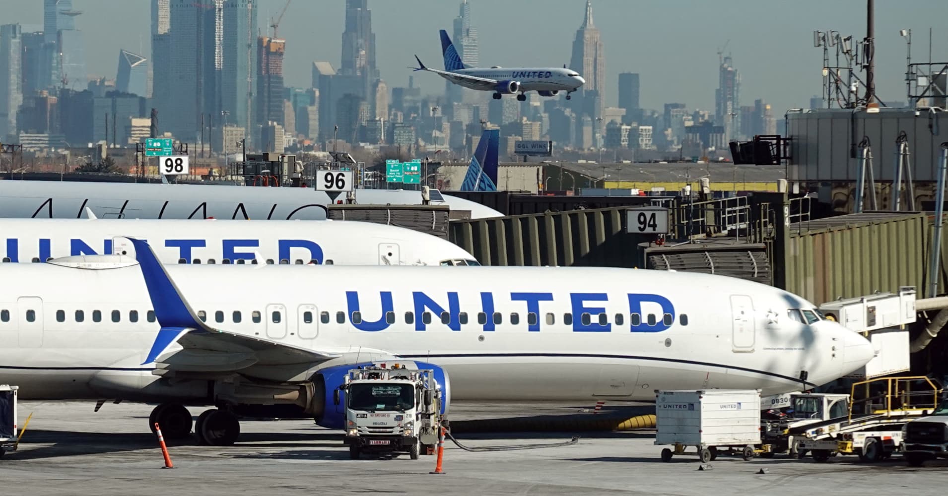 United Airlines, Microchip Technology lead the stocks posting 20%-plus ...