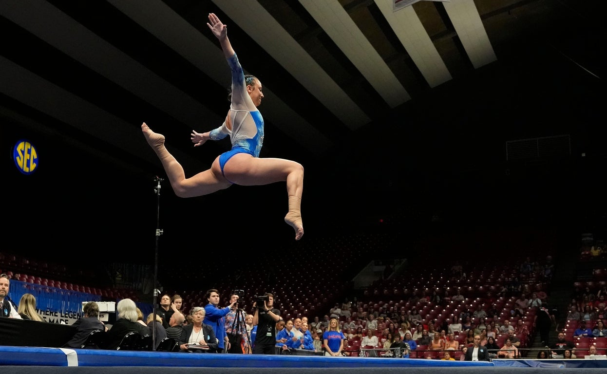 Stellar photos showcase the elite Florida Gators women's gymnastics team