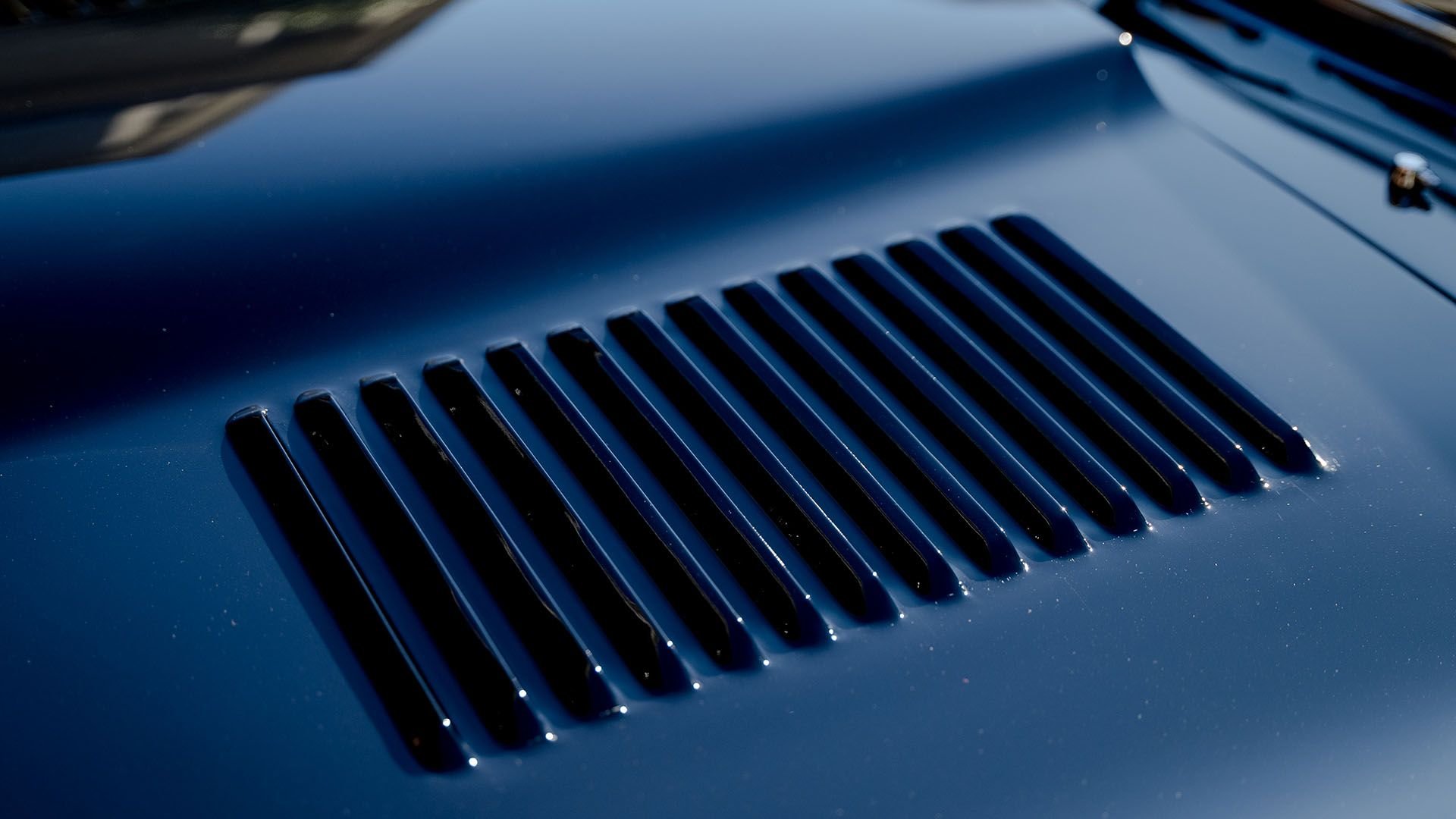 9 Cars with the Coolest Louvers