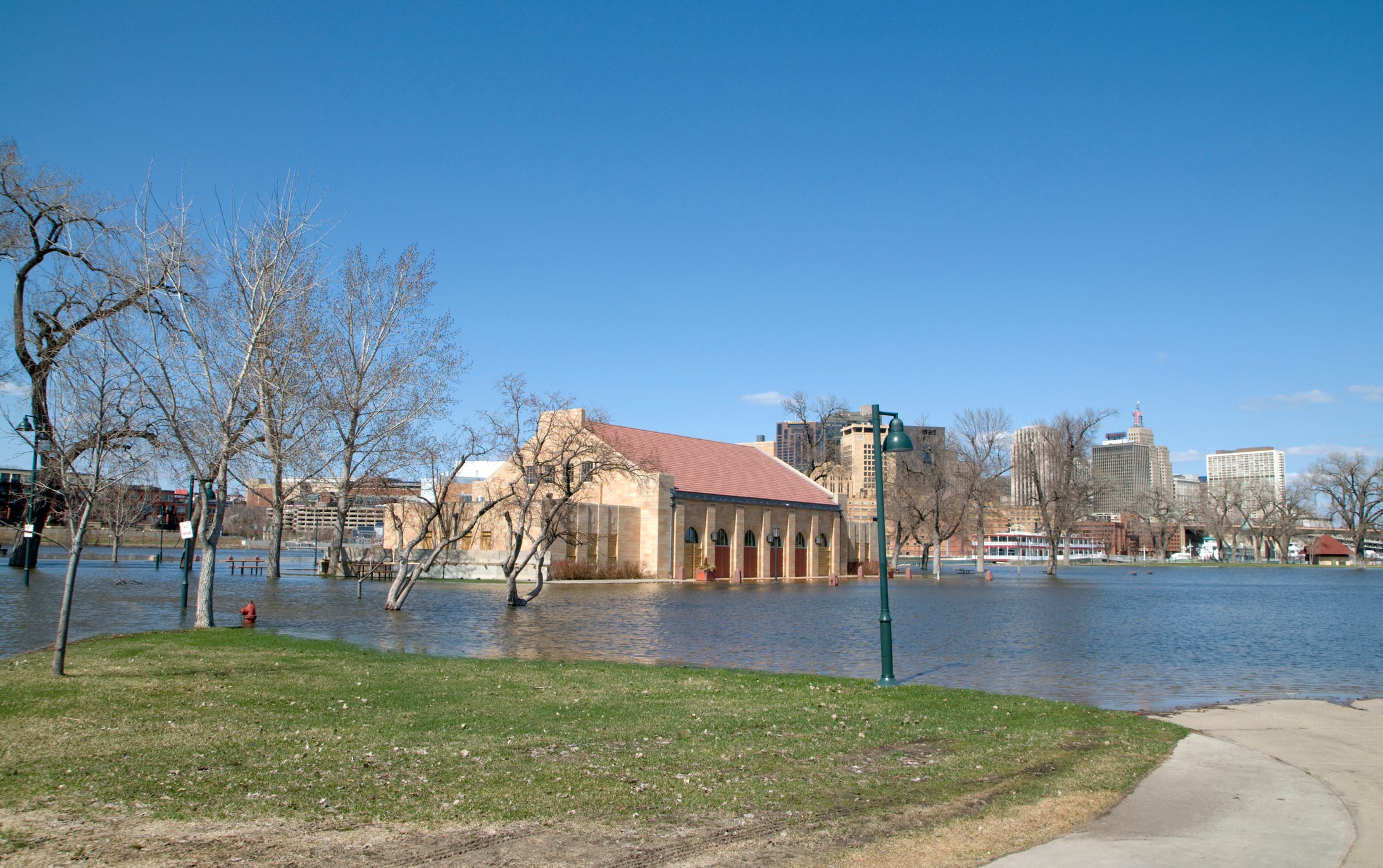 Spring Flood Season: Minnesota has the least amount of flood insurance ...