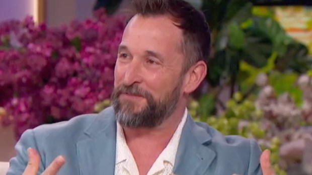Noah Wyle Was Too Embarrassed to Do Jennifer Hudson's Talk Show Spirit ...