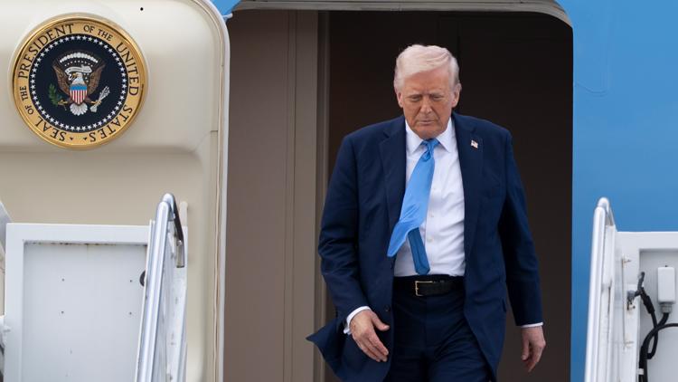 Chief justice allows Trump to fire labor board chairs while lawsuits ...