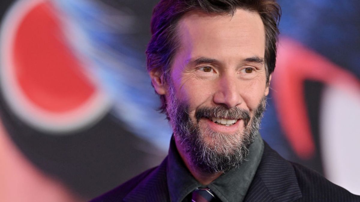 'She Looks Older Than 52': Keanu Reeves Sports Younger Look While Out ...