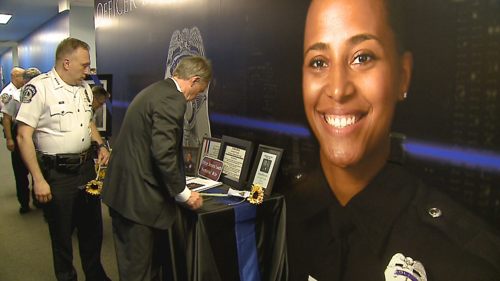 Indianapolis police honor fallen officer Breann Leath during roll call