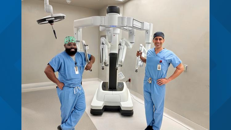 Seton Medical Center unveils new robotic surgery technology