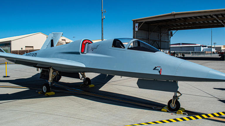 A Closer Look at Scaled Composites' Proteus and Sierra Experimental ...