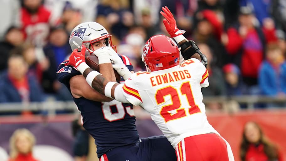 Chiefs' Mike Edwards Sounds Off on DC Steve Spagnuolo