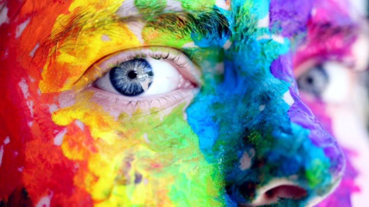 Not green, not yellow: the colors worn by the most intelligent people ...