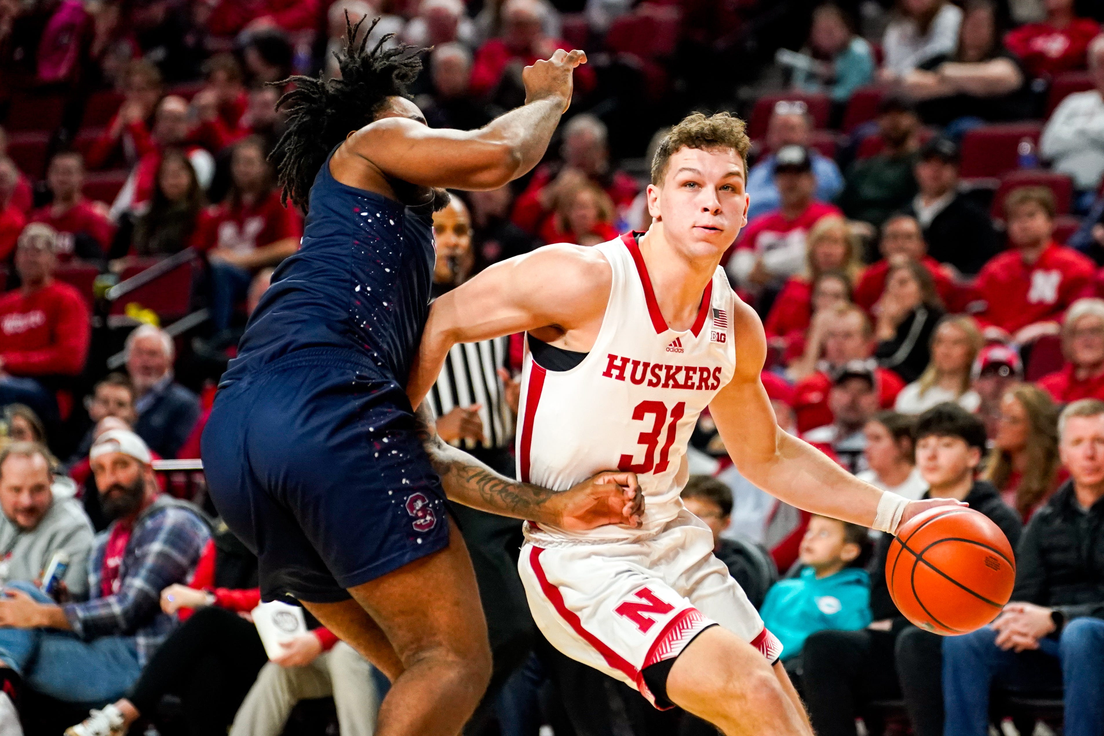 Nebraska basketball guard announces return for 2025-26 season