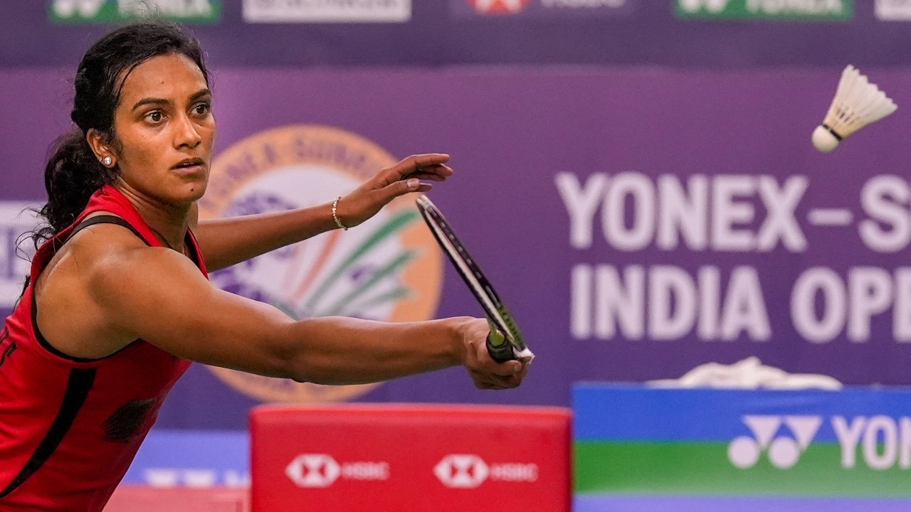 Badminton Asia Championship: PV Sindhu cruises into 2nd round with straight-sets win