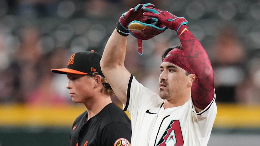 Diamondbacks Smother Orioles with Power and Pitching