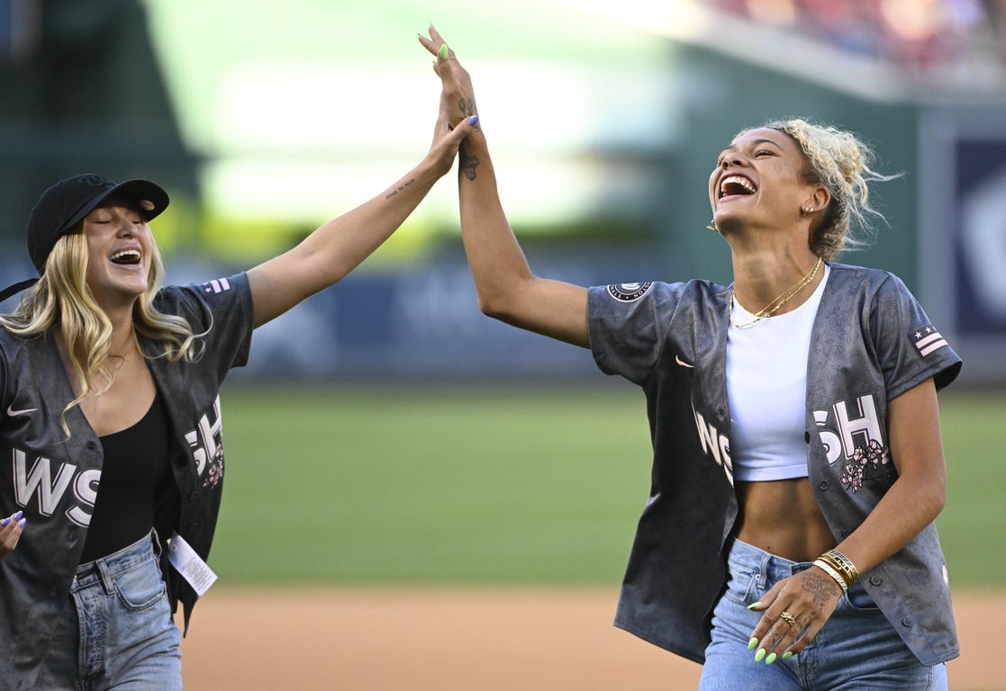 Standout photos of Trinity Rodman, women's soccer star Washington State ...