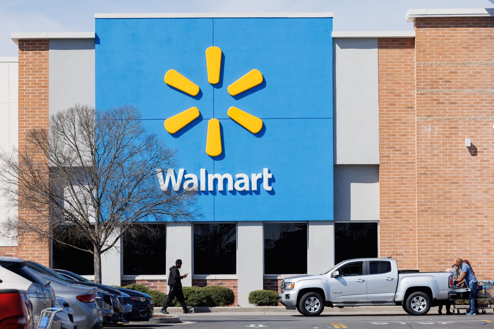 Walmart’s Missing Prices Show Trade Chaos Coming for Consumers
