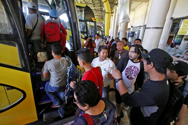 LTFRB-7 issues special permits to buses for Holy Week travel